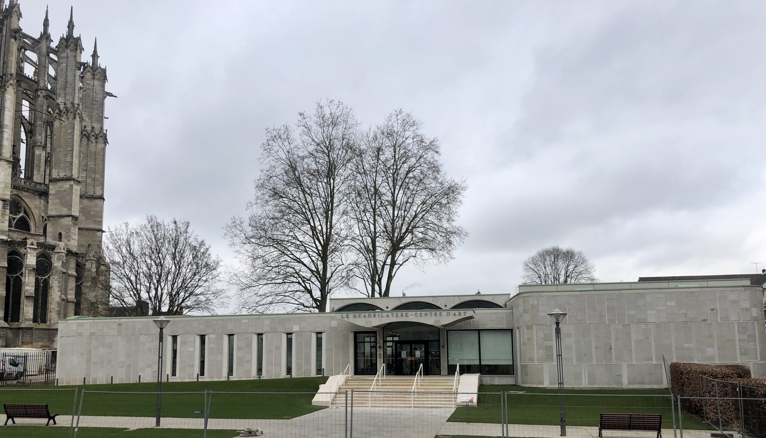 FineLife.tvBeauvais réouverture du Quadrilatère entre art et ...